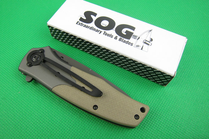 SOG.FA02 quick open folding knife sand color UD401921